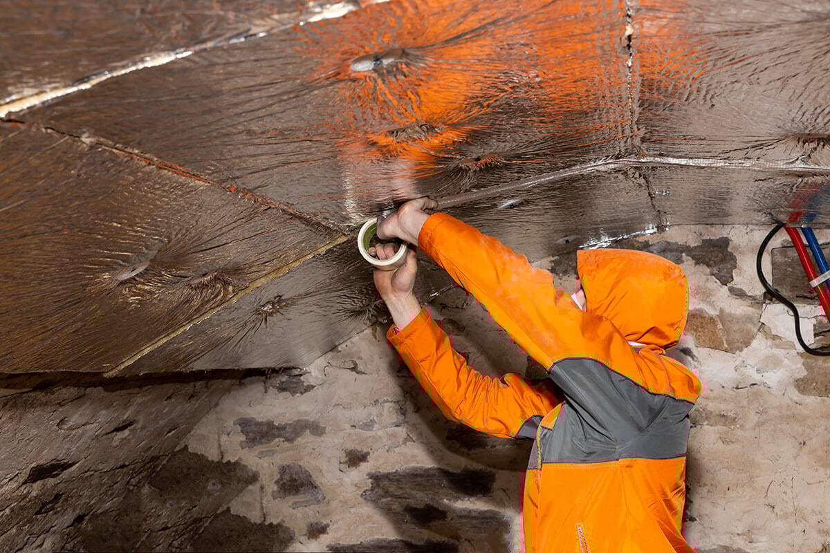 Laine de roche : tout savoir sur l'isolant minéral | Hellio